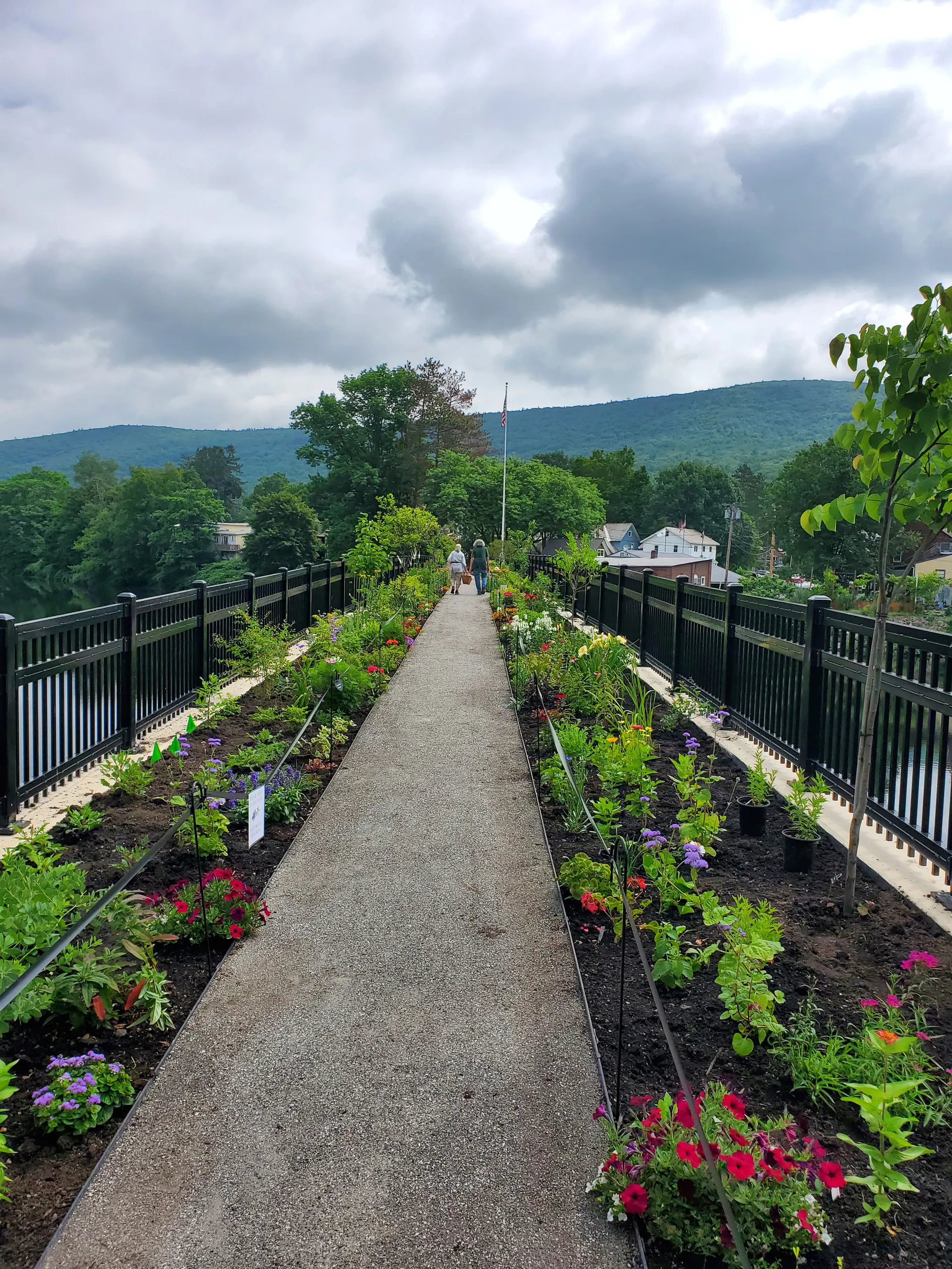 Bridge of Flowers