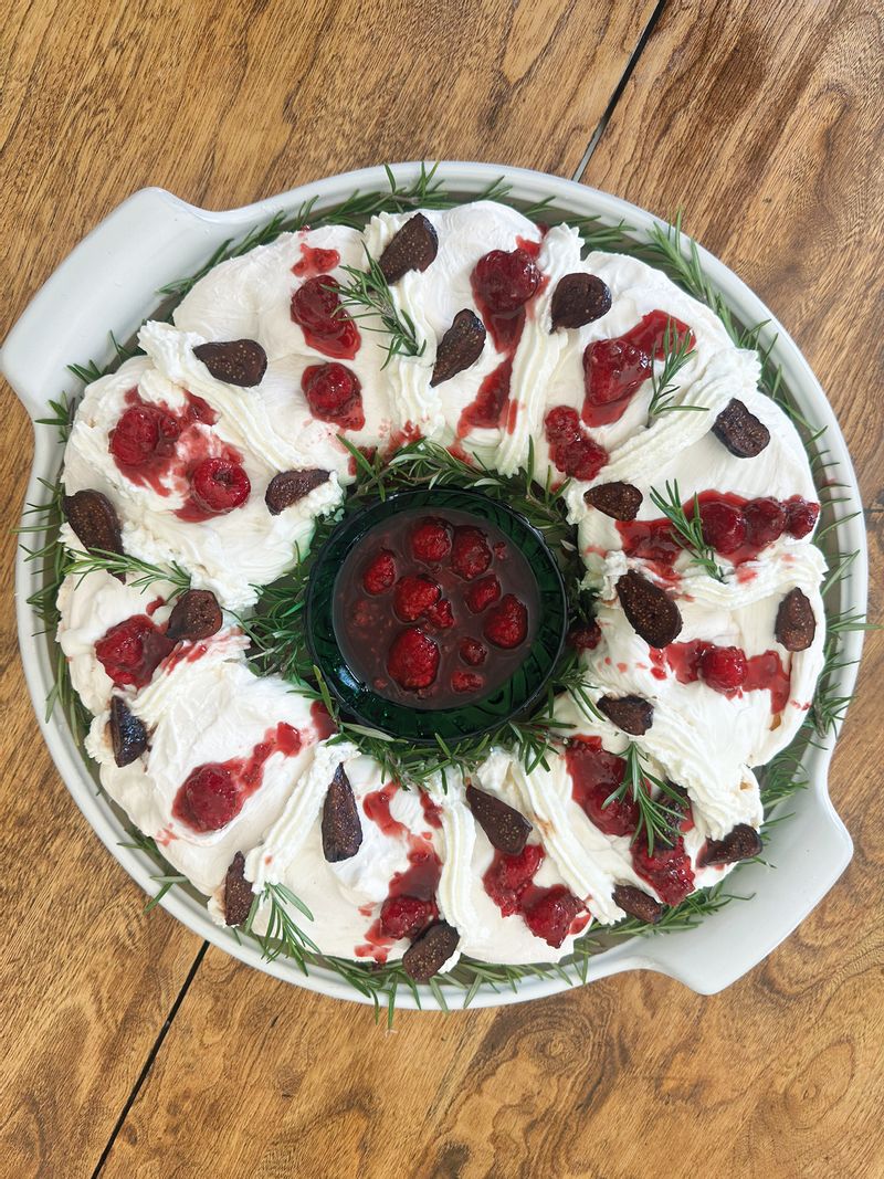 Pavlova Holiday Wreath