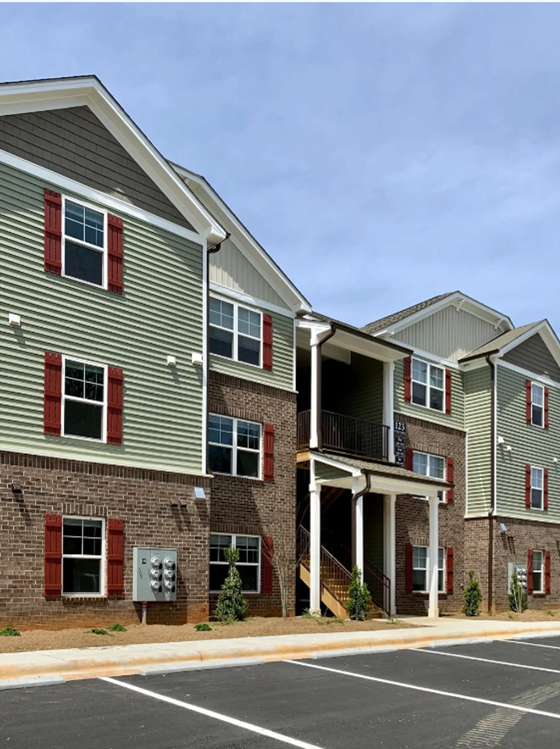 James Pointe Apartment | Local Connections™