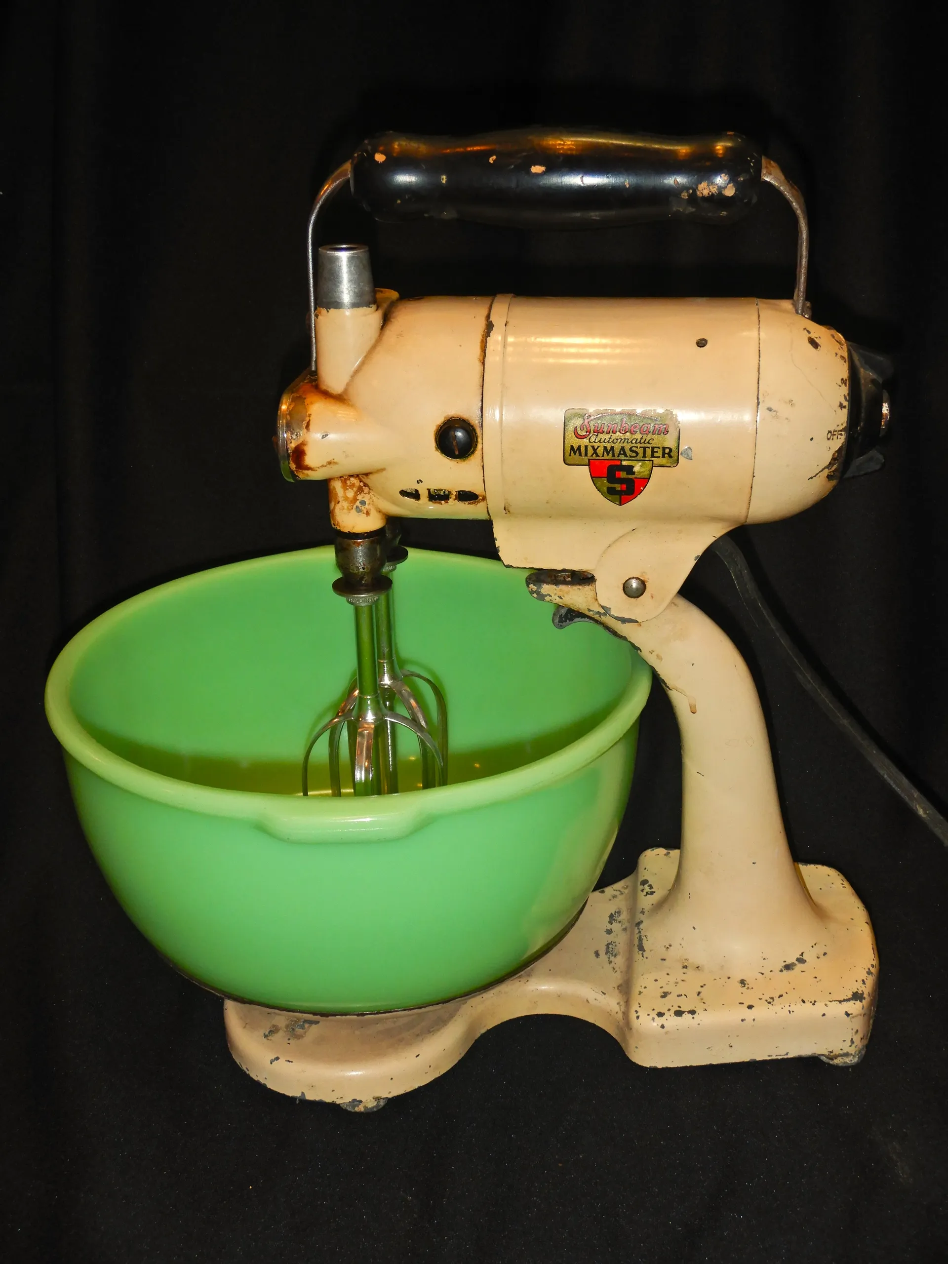From Sheep Shearing to Mixing: The Sunbeam Mixmaster