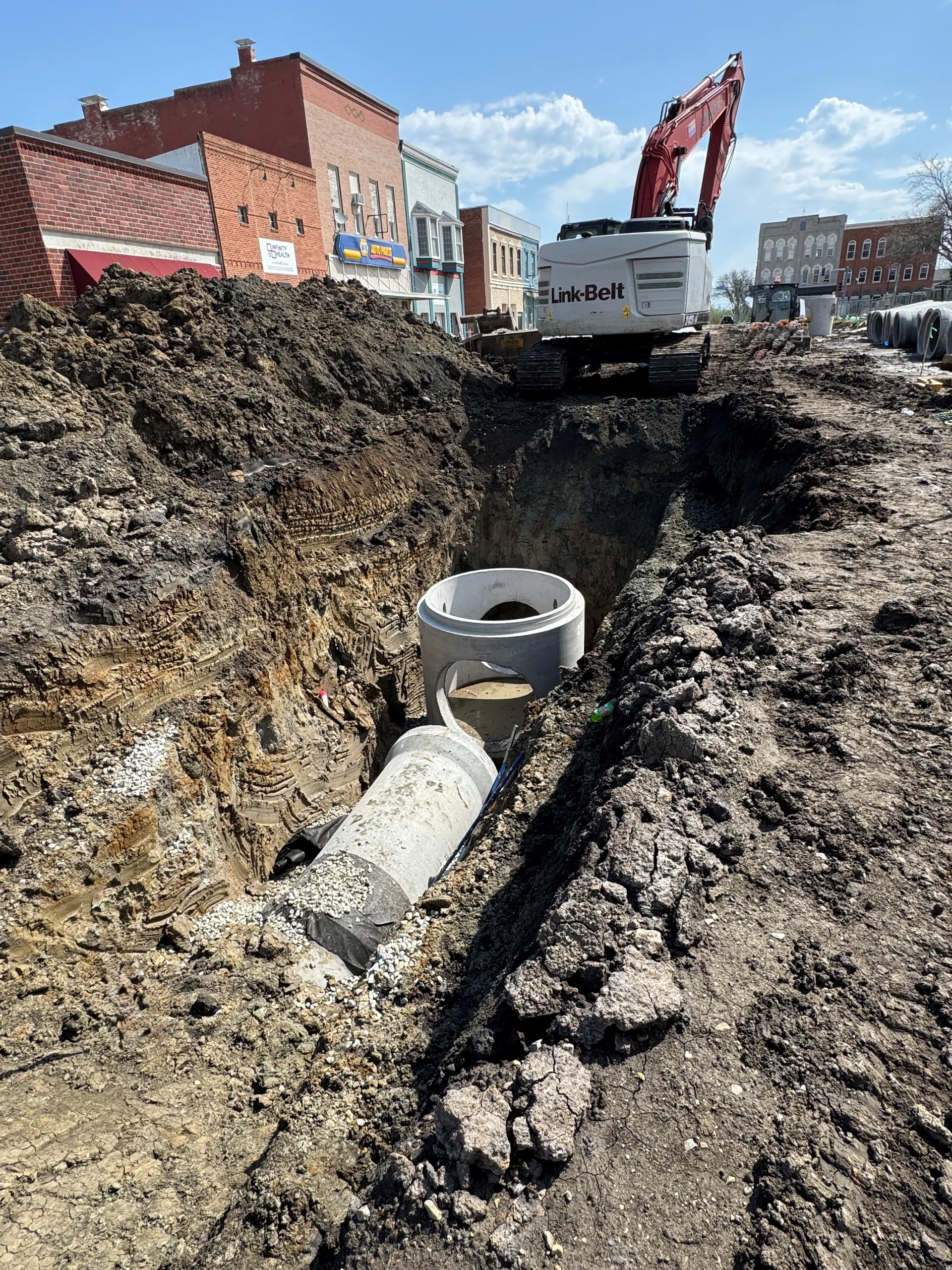 DIGGIN' DOWNTOWN UPDATE - 4/25