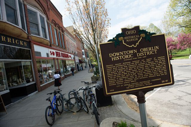 Tour: One Step More: Oberlin Women’s History Walk